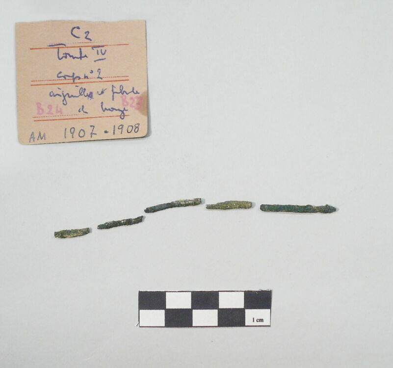 aiguille - Louvre site des collections